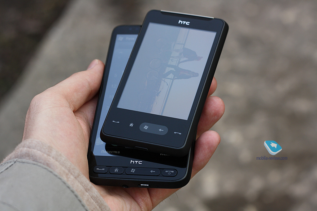 Mobile-review.com Обзор GSM/UMTS-коммуникатора HTC HD mini
